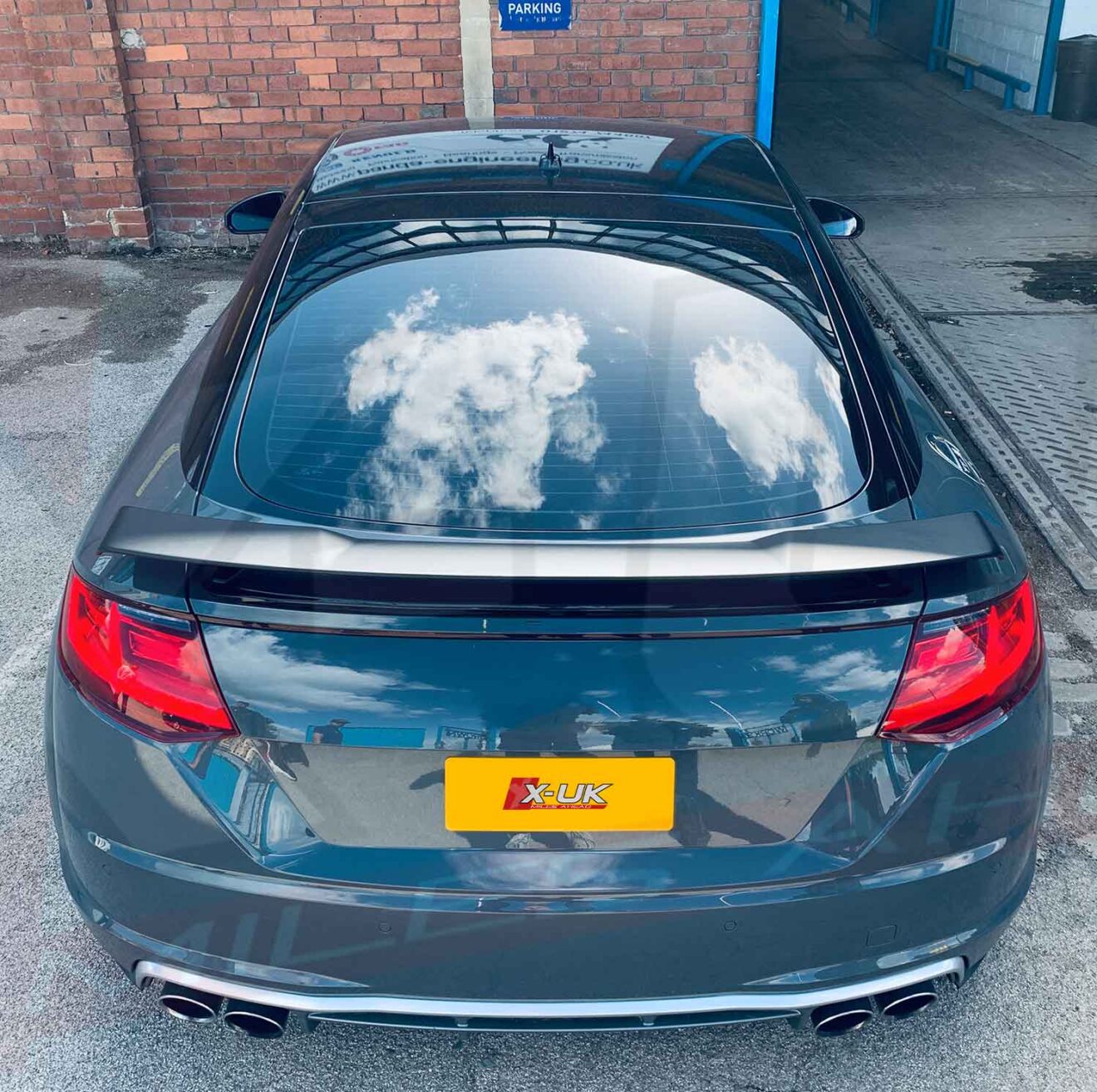 Audi TT TTS 2014-2018 MK3 to TTRS style gloss black rear spoiler