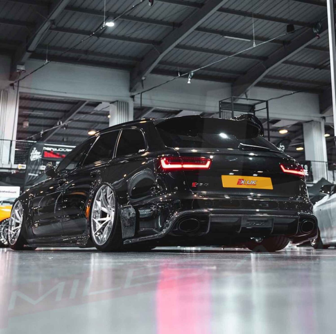 Audi RS6 spoiler wing to fit 2011-2014 Avant model