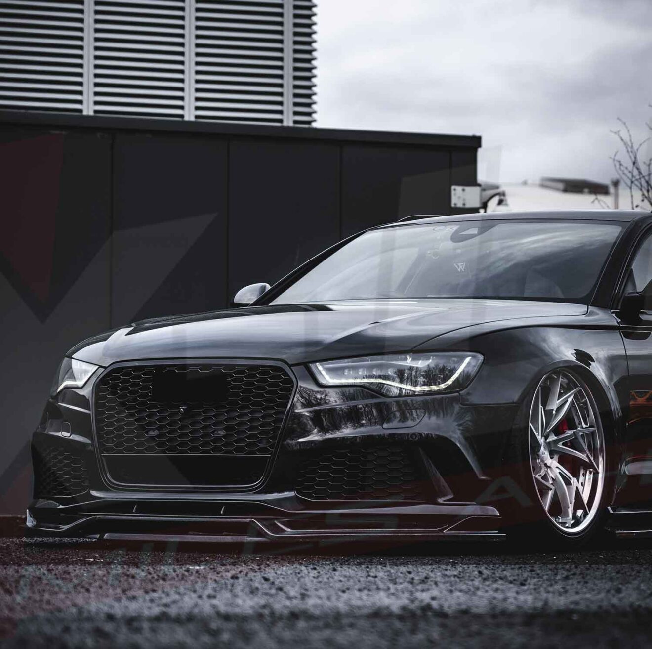 Audi RS6 Avant 2011-2018 front bumper lower splitter lip
